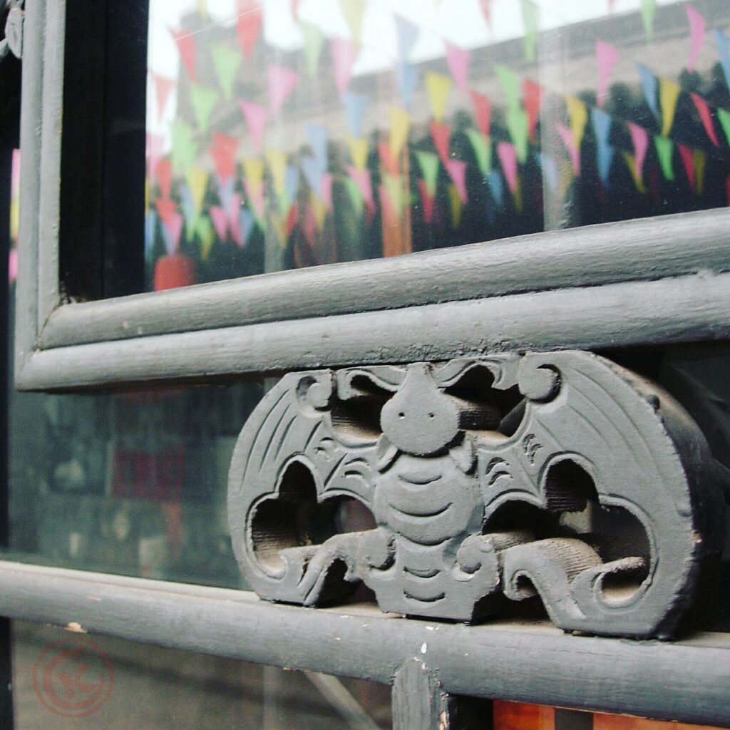 Bet on the Bat: The Bat in Chinese Art – Cultural Keys